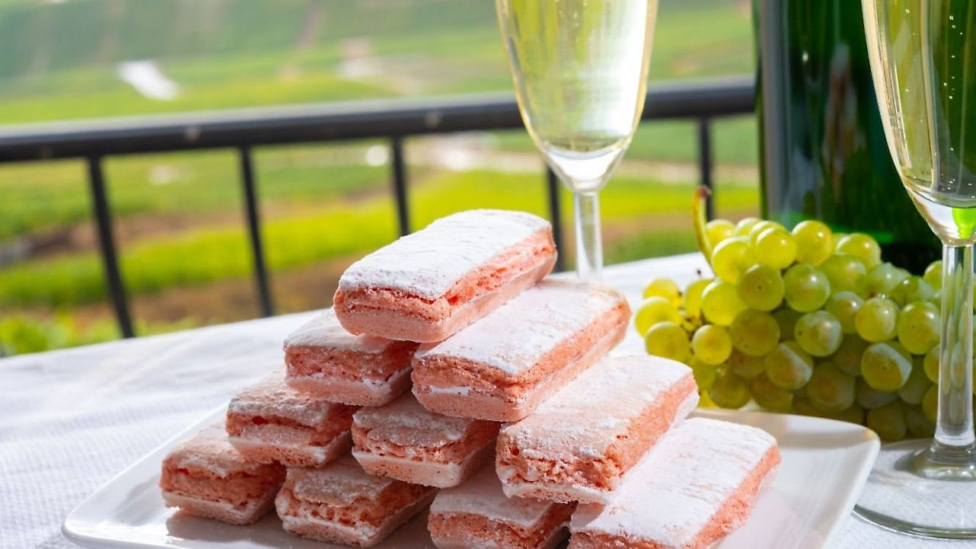 A quick guide to France’s biscuits - Complete France