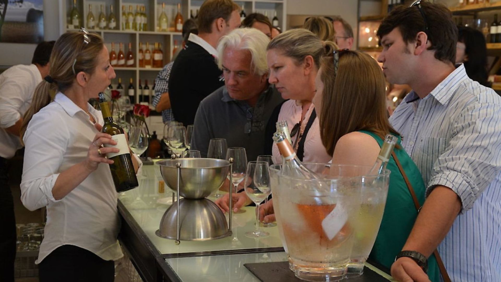 Anthony Peregrine bluffers guide to acing a wine tasting - Complete France