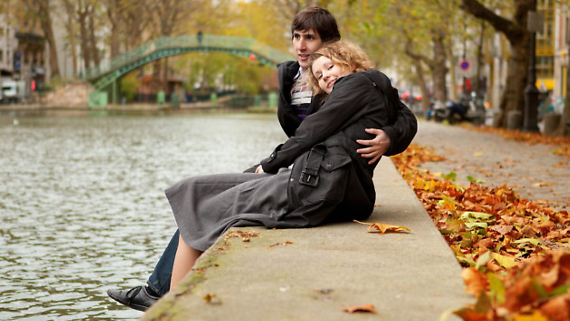 8 things you need to know about dating etiquette in France - Complete ...