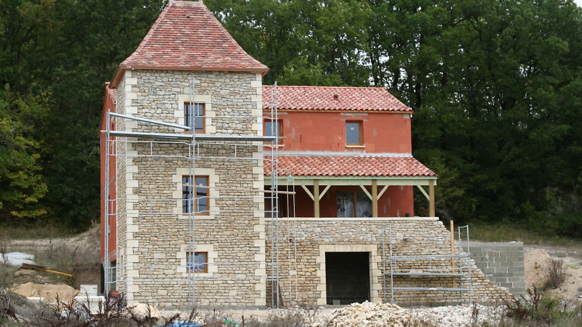 How I built my own house in France - Complete France