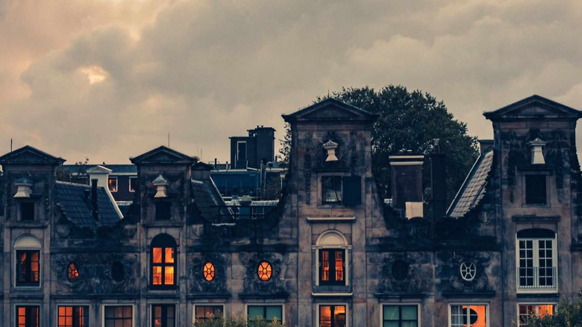 Learning French Quiz: Test your Halloween French - Complete France