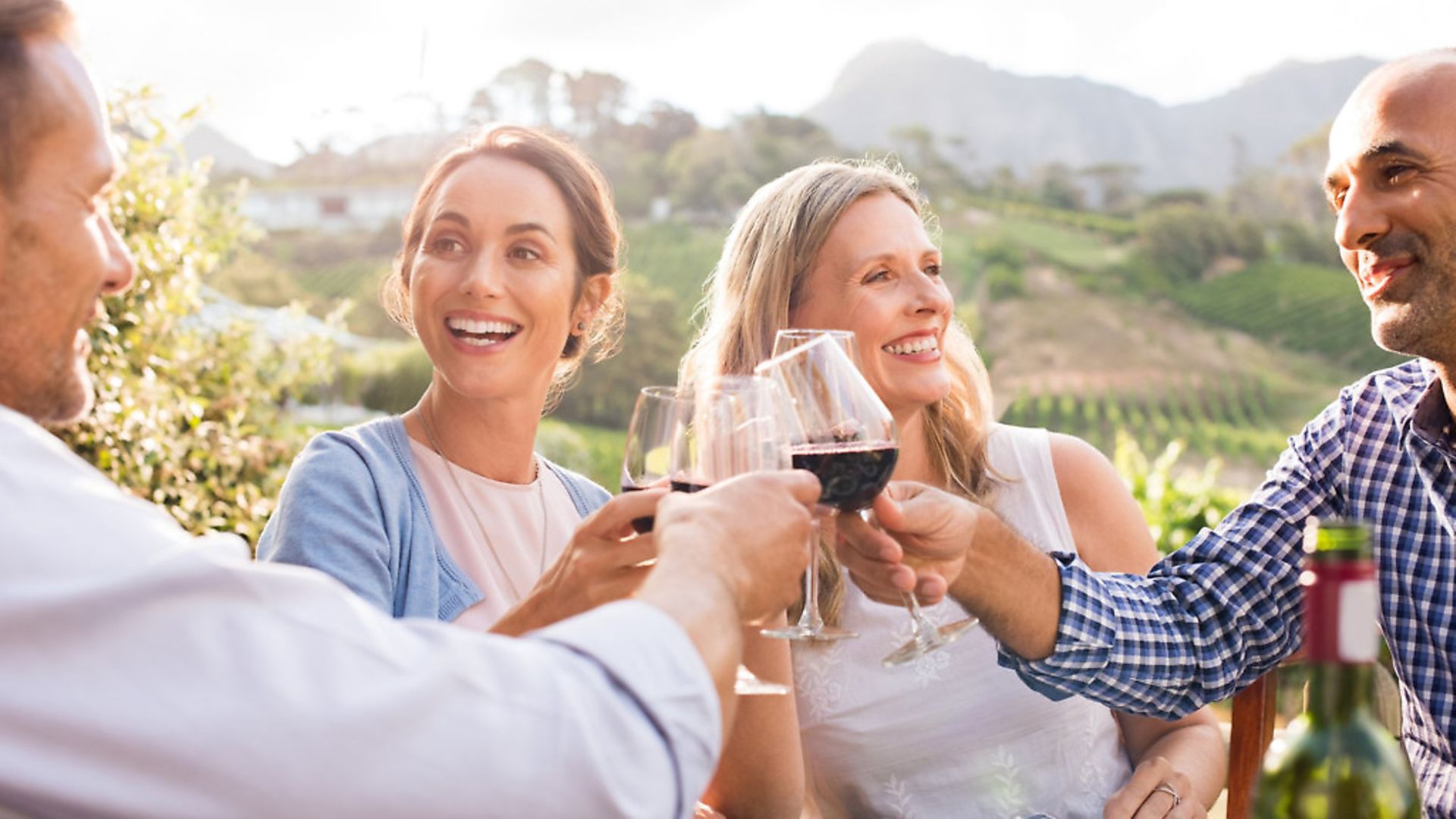 How to quickly integrate into French life - Complete France