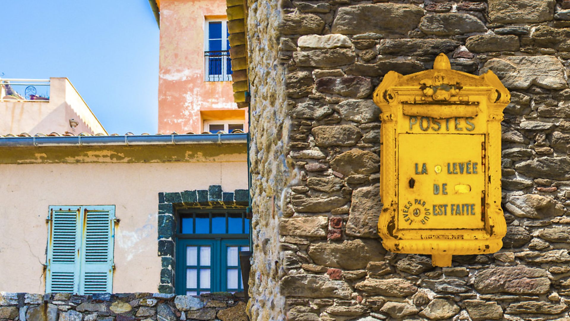 Services offered by the French post office - Complete France