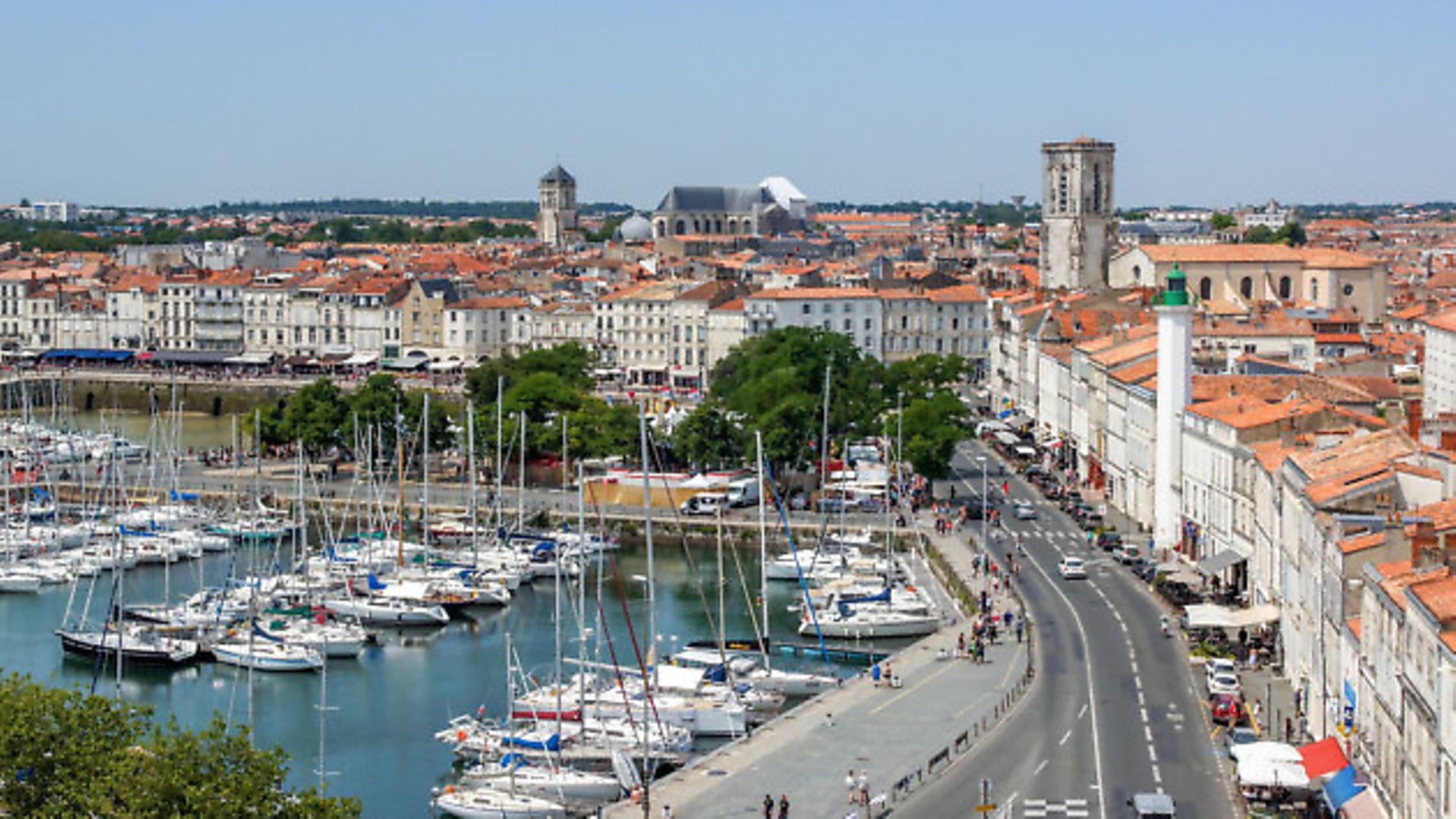 Enjoy a summer break in La Rochelle - Complete France