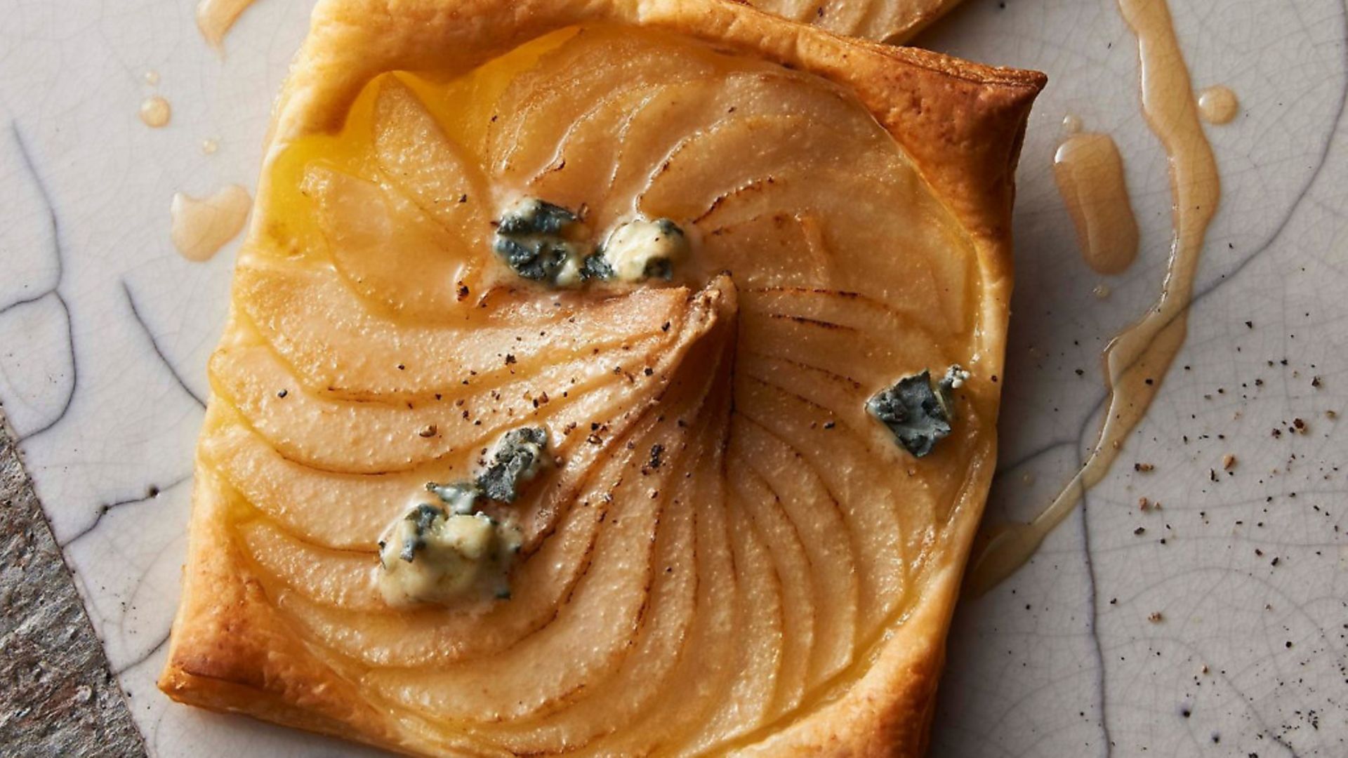 Try these easy French-inspired Christmas canape recipes from Saint Agur ...